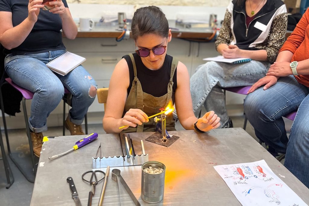 Masterclass: Beyond the Bead - Sculpting in Soft Glass with Laura Quinn ...